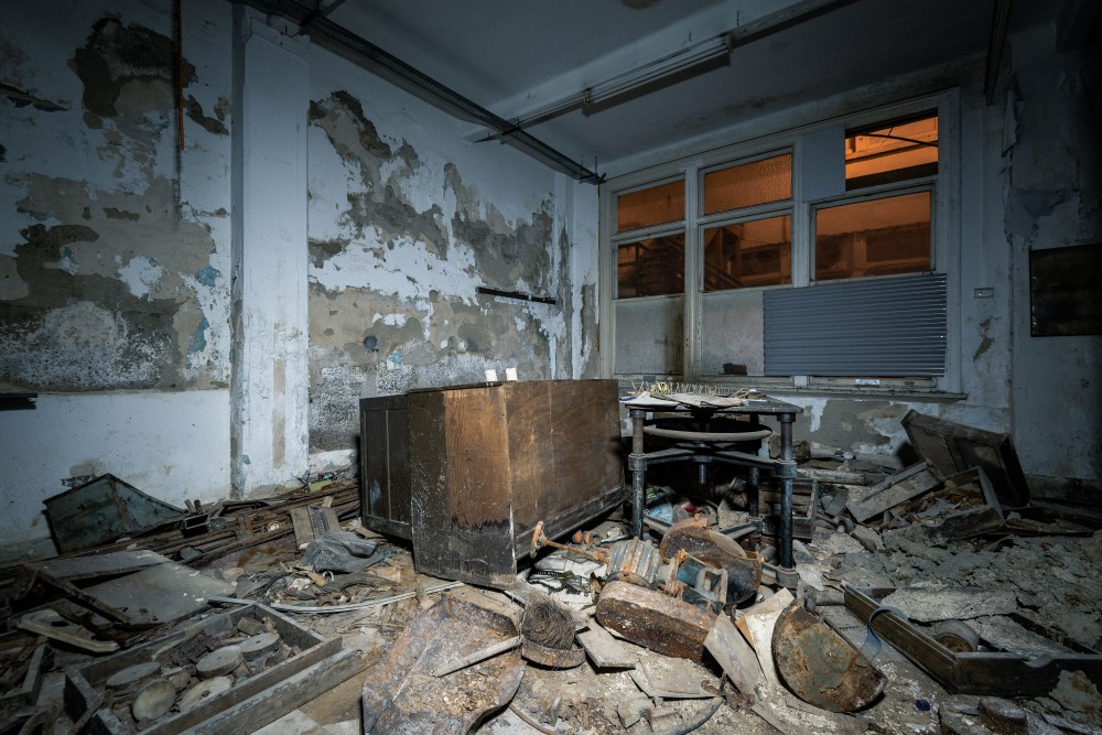 Urban Exploration: Darling Building. – AUTOPSY OF ADELAIDE