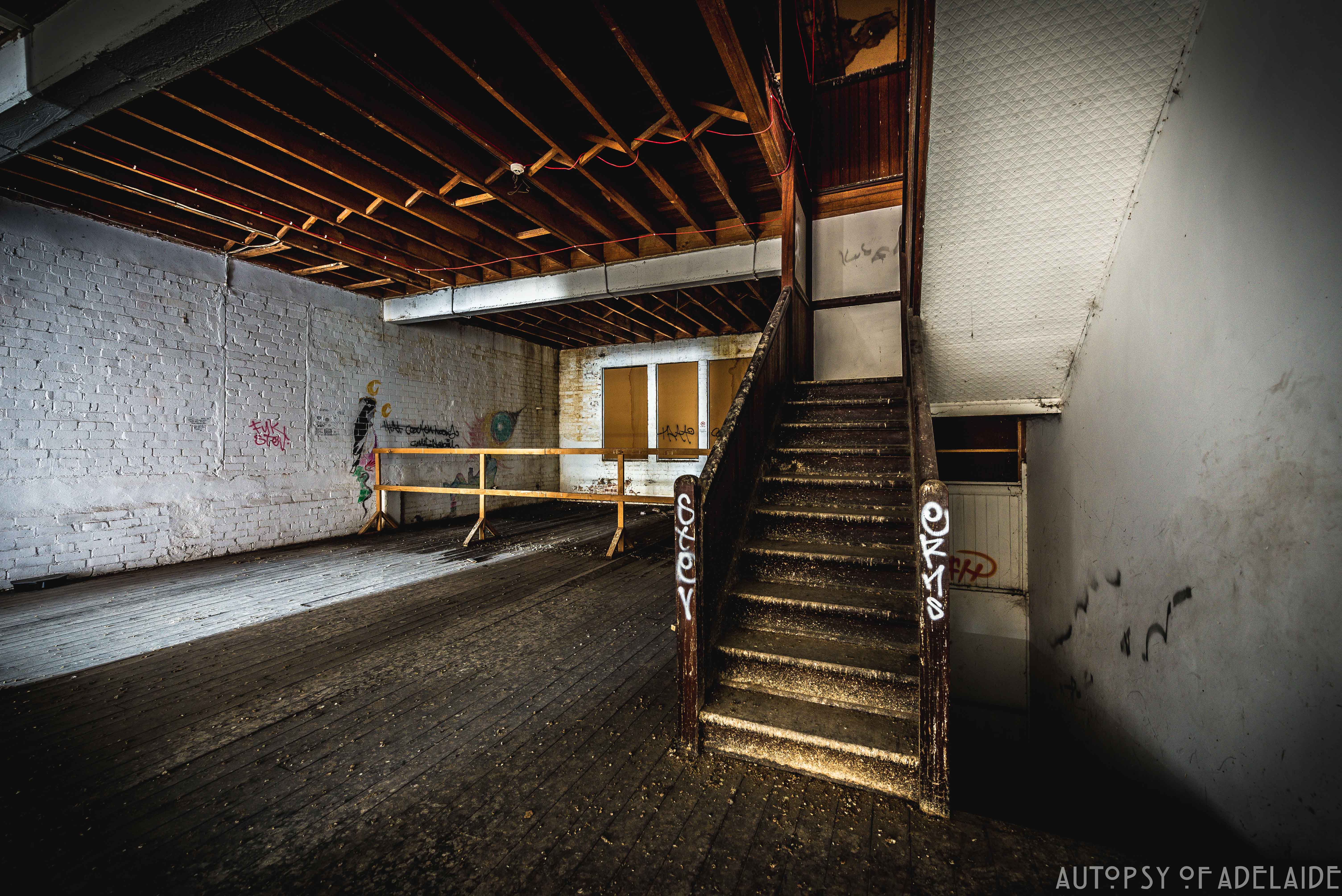 Urban Exploration – The Gerard & Goodman Building – AUTOPSY OF ADELAIDE